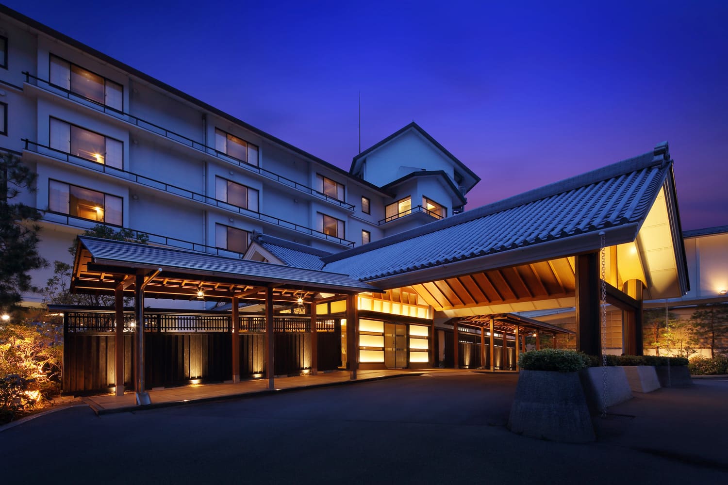 Togakushi Half-Day Itinerary: Explore the Five Shrines and Cedar Avenue ...