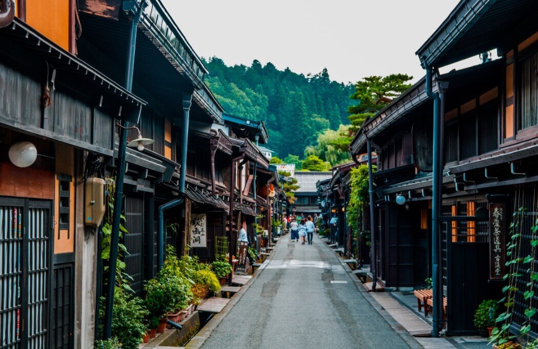 5 Best Places to Visit in the North Japanese Alps | Travelog | Bus ...